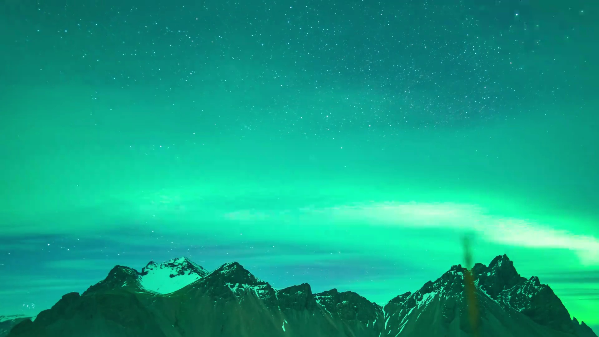 北极光(Aurora)或夜空中的极光冰岛斯托克斯尼斯的维斯特拉霍恩冰岛_模板素材-稿定设计